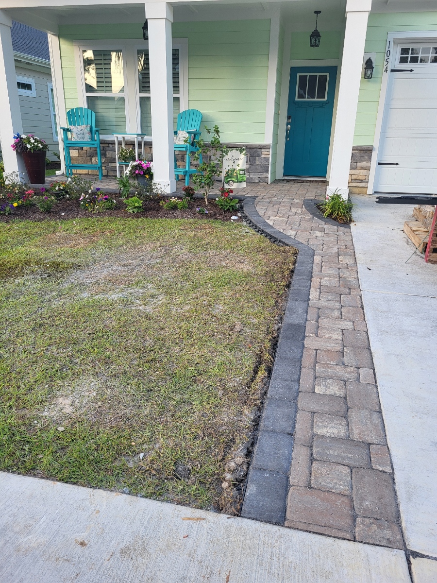 5 Reasons to Install Interlocking Pavers for Your Driveway